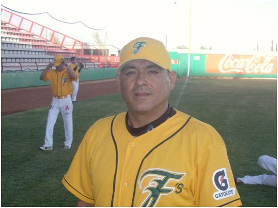Jesús Torres, más de dos décadas en la pelota estatal