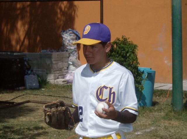 I ván Hernández abrió contra Veracruz